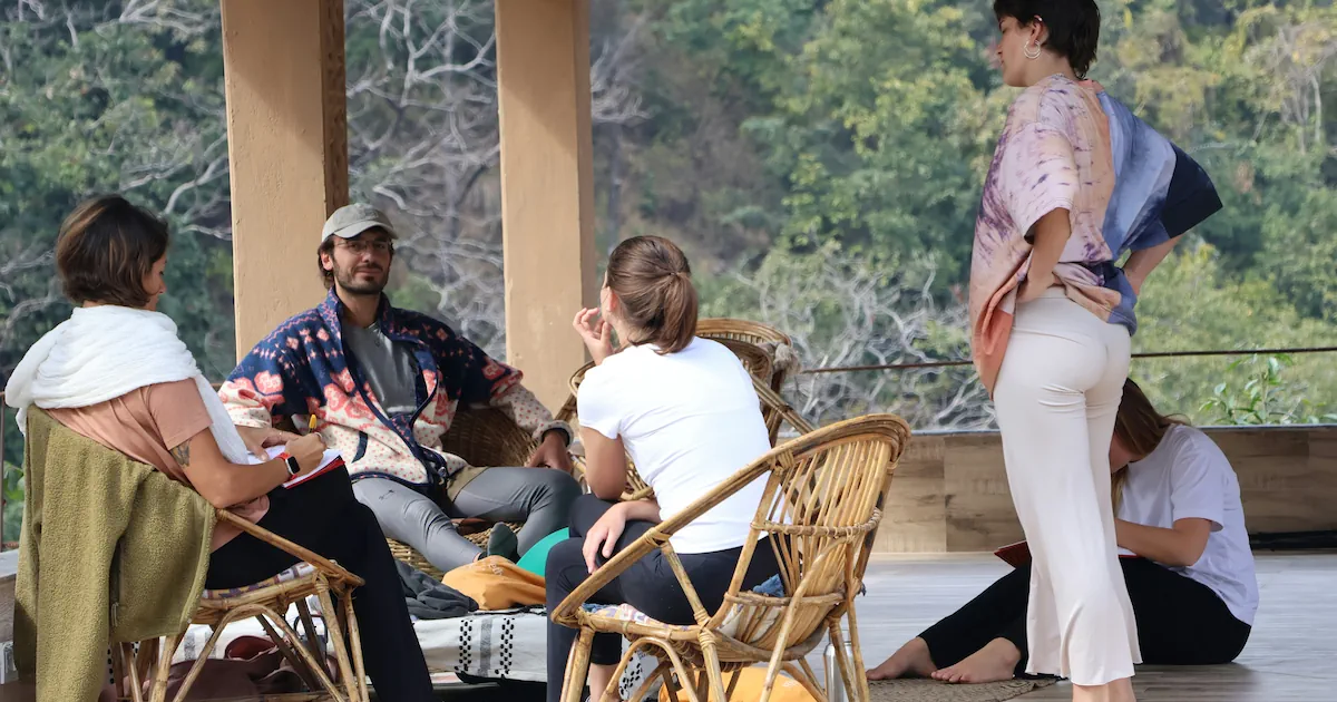 How to Make Friends in Toronto as a Newcomer: Best Places and Tips